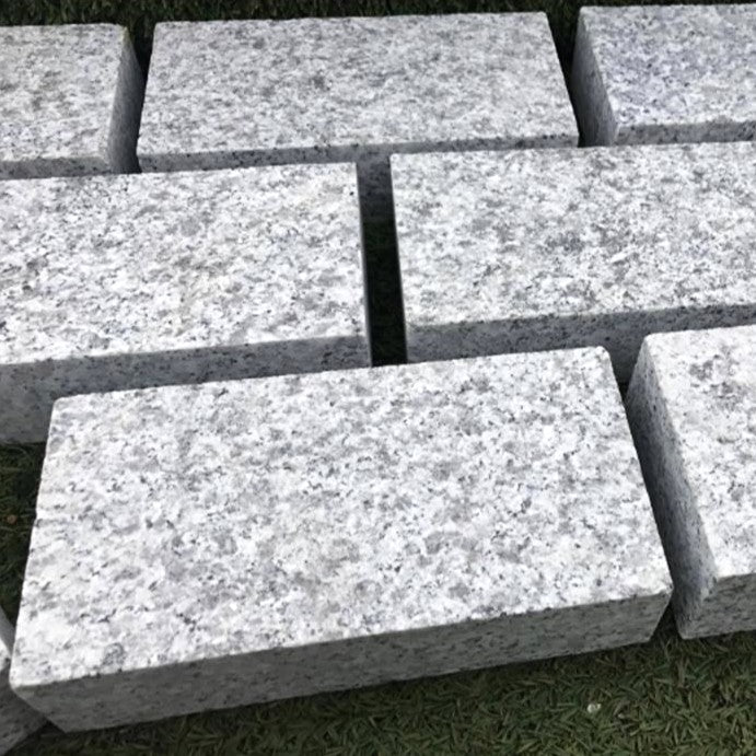 Light Grey Granite Block Paving - 200 x 100 x 40mm - Sawn & Flamed ...
