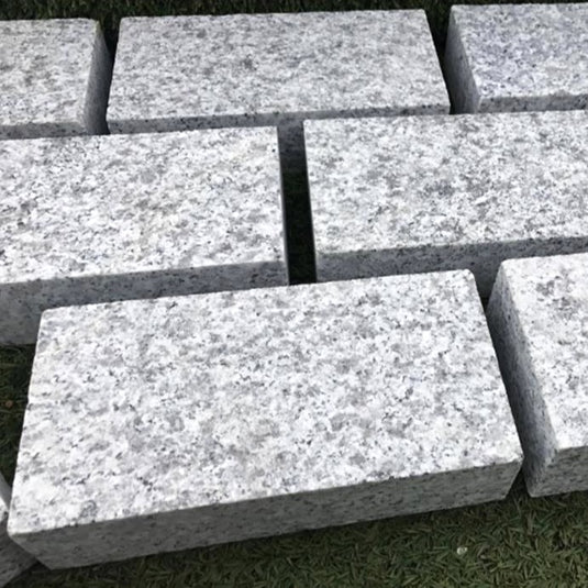 Light Grey Granite Block Paving - 200 x 100 x 40mm - Sawn & Flamed ...