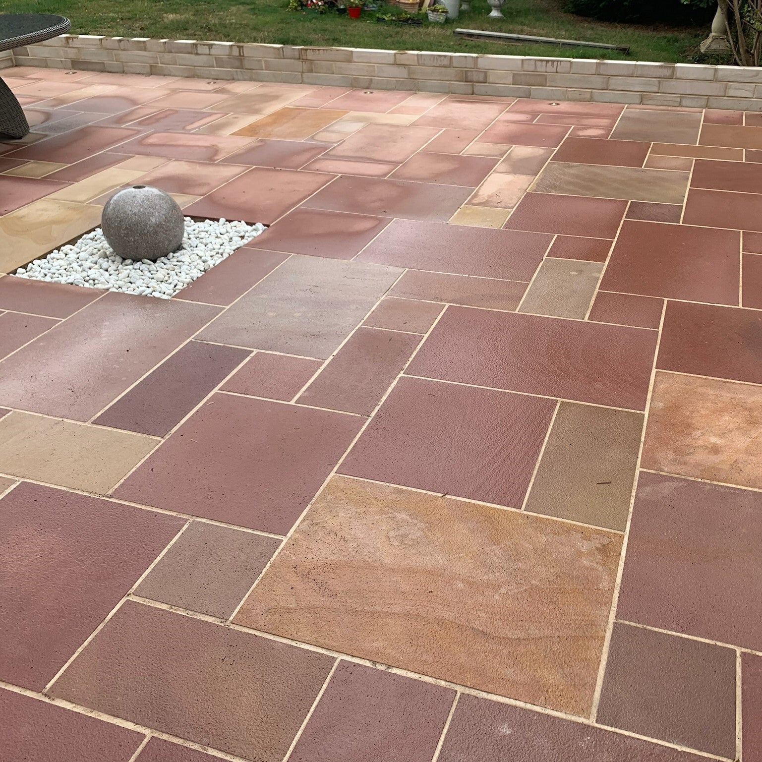 Modak Indian Sandstone Paving - Patio Pack - Mixed Sizes - Sawn & Sand ...