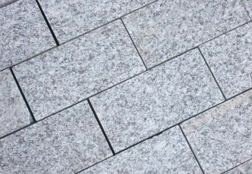 Light Grey Granite Block Paving - 200 x 100 x 40mm - Sawn & Flamed ...